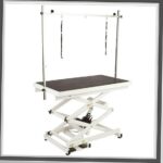 5 Flying Pig Grooming Tables For Comfortable Grooming Sessions - The ...